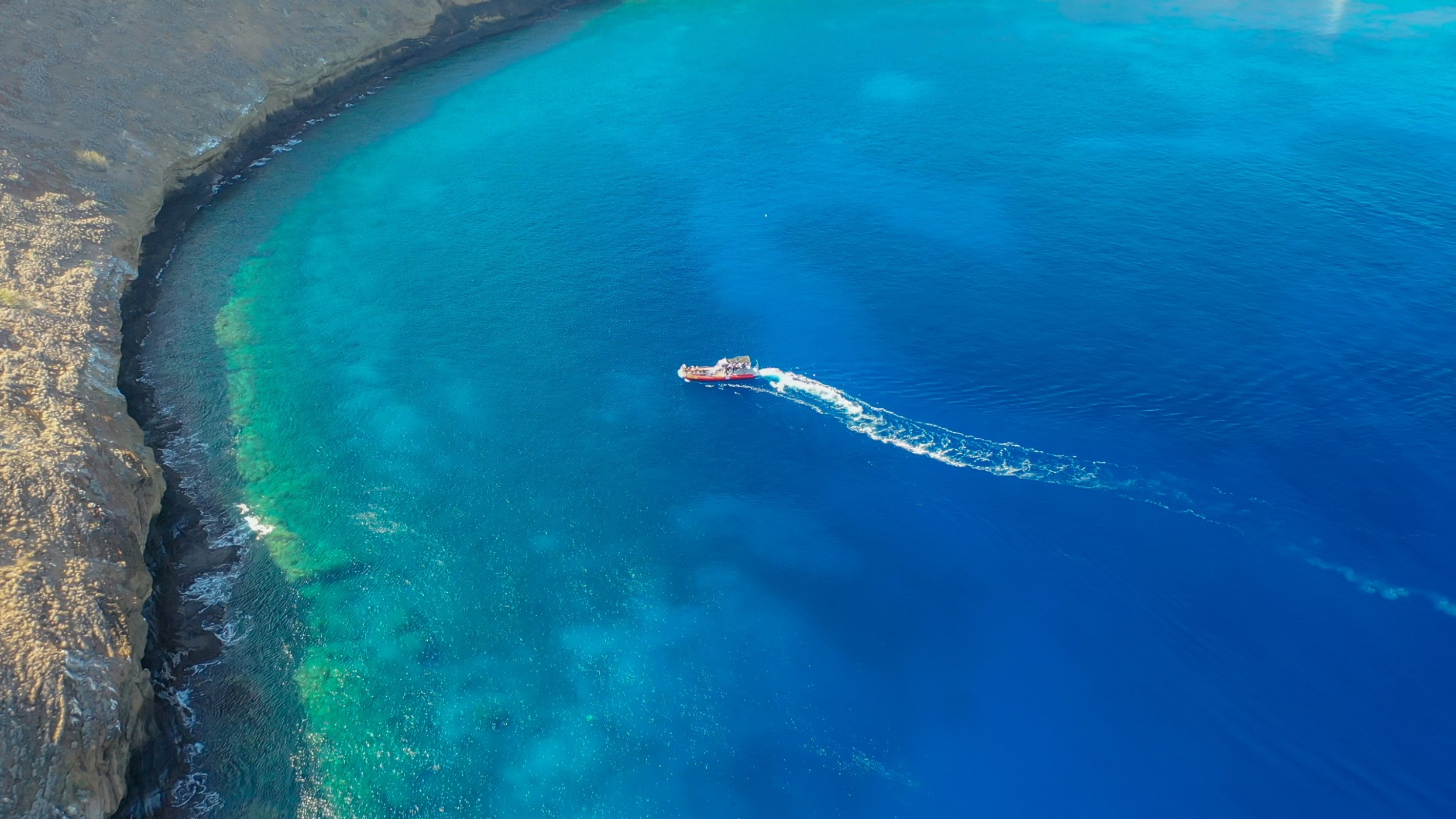 Molokini Crater Snorkeling Trip | Makena Coast Charters